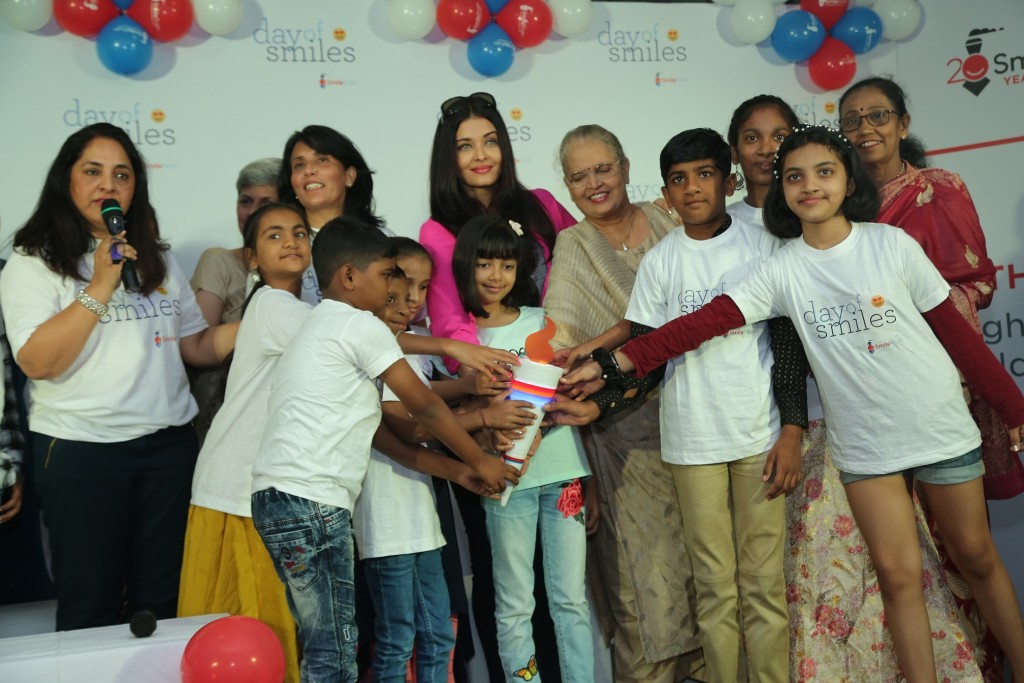 Aishwarya Rai Bachchan celebrates 'Day of Smiles' at the NH SRCC ...