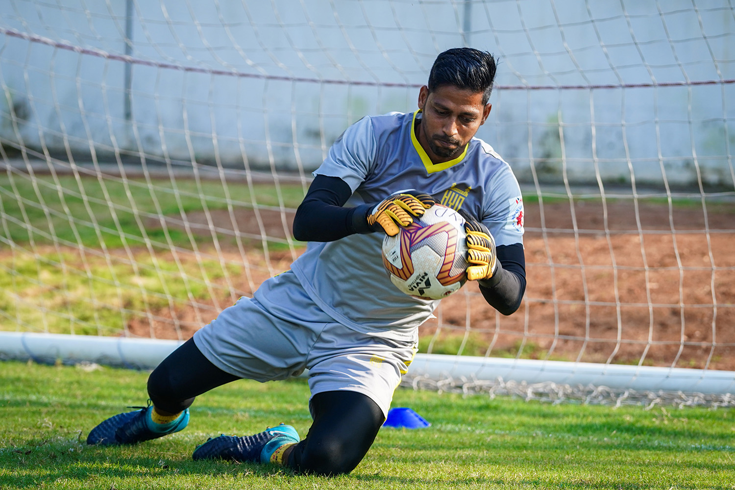 Laxmikant Kattimani signs one-year extension with Hyderabad FC | Global ...