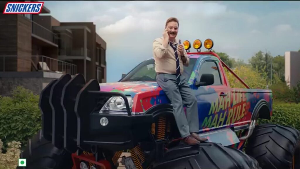 SNICKERS® UNVEILS A NEW CAMPAIGN WITH A PLOT TWIST TO REINFORCE ITS ...
