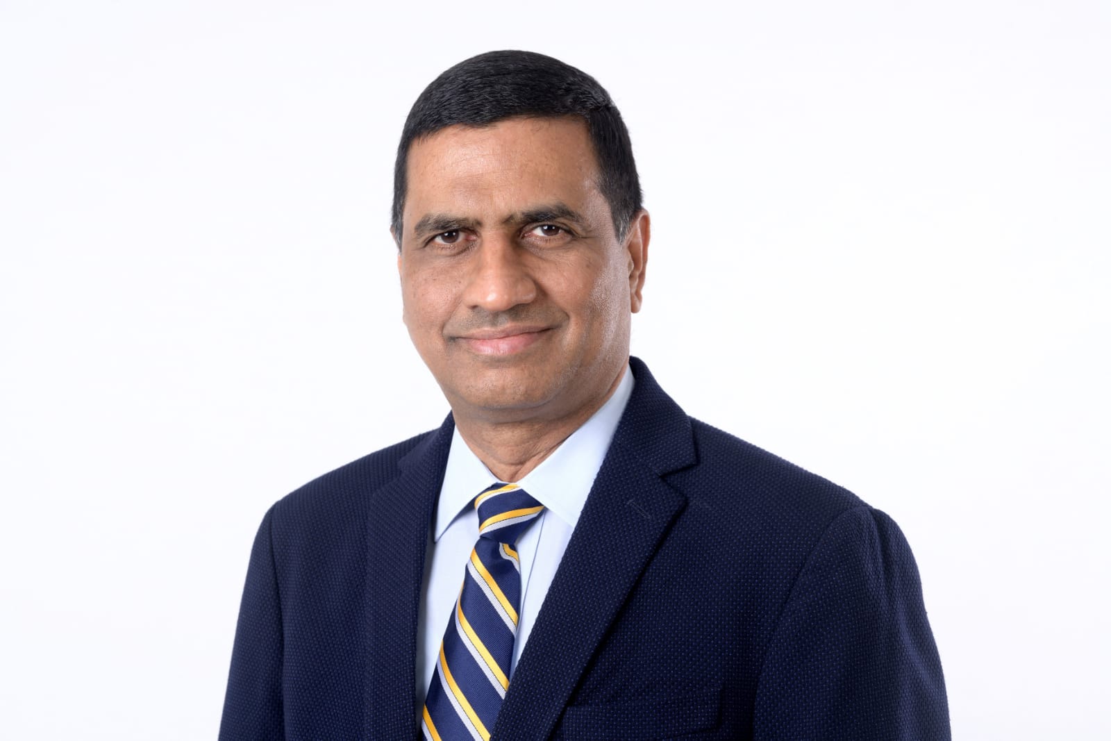 UltraTech Cement joins RE100, commits to 100% renewable energy usage by ...