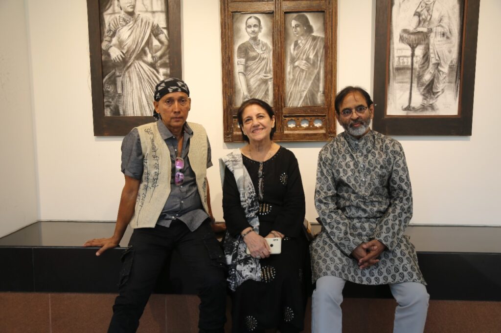 Actor Jackie Shroff Graces A Painting Exhibition of master artists ...