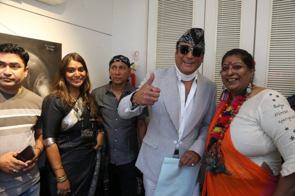 Actor Jackie Shroff Graces A Painting Exhibition of master artists ...