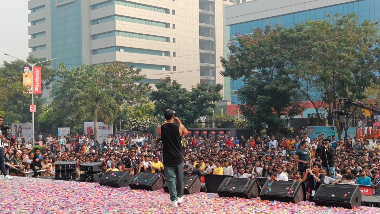 Popular Indian rapper, singer, and lyricist Dino James takes Malad ...
