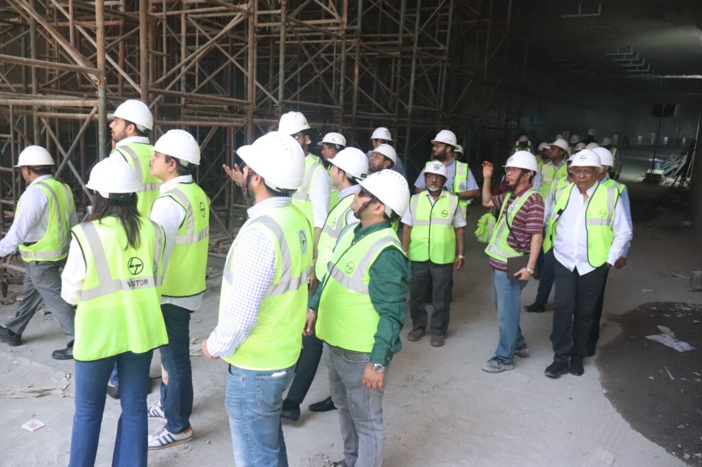 MCGM Showcases the highly anticipated Coastal Road Project to the ...