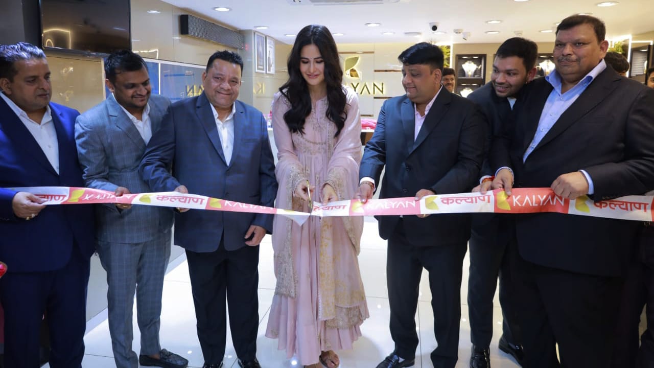 Kalyan Jewellers Global Brand Ambassador Katrina Kaif Unveils Two Grand ...