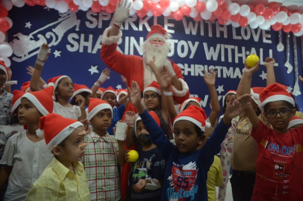 Santa Brings Smiles to Faces of Kids Patients at Bai Jerbai Wadia ...